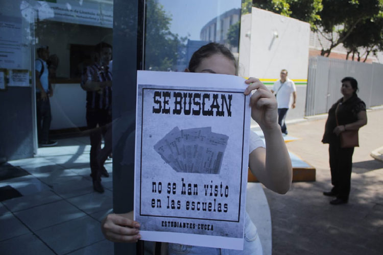 Estudiantes se manifiestan por falta de transvales – a